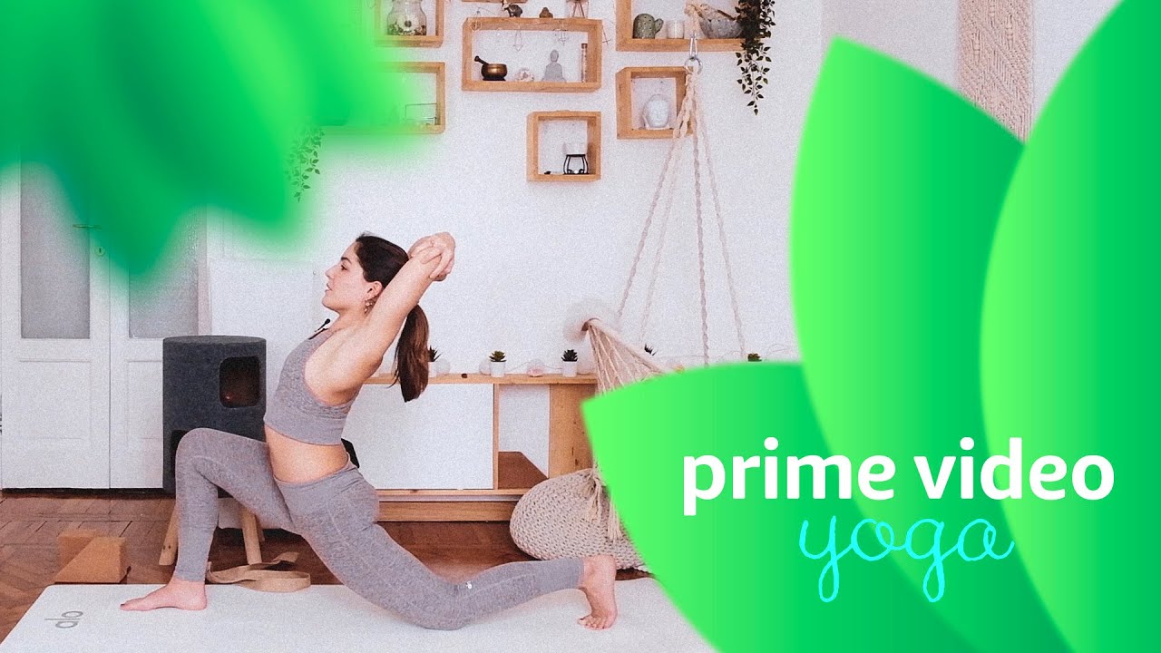 Prime Video Yoga feat. Martina Sergi - Upper Body - YouTube