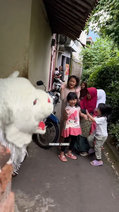 Bocil Lagi Jalan-Jalan Dikagetin Can Macanan - YouTube