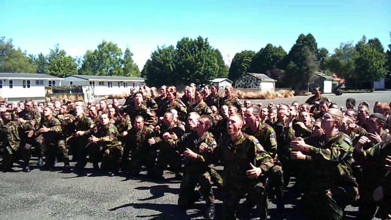 NZ ARMY RESERVE FORCE MARCH OUT HAKA 2013 - YouTube