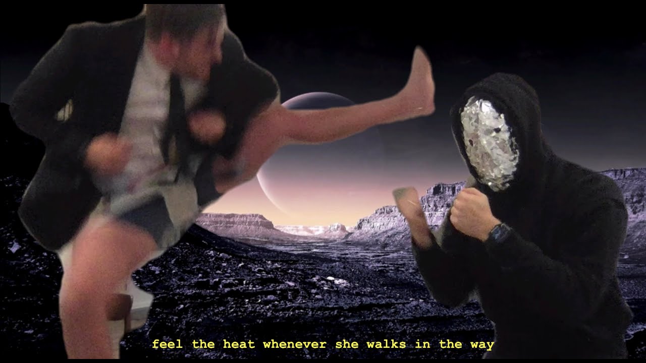 moony - pretty (official lyric video) - YouTube