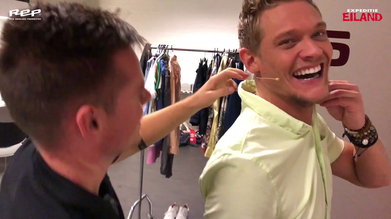 Exclusieve vlog van Joey Schalker over Expeditie Eiland - YouTube