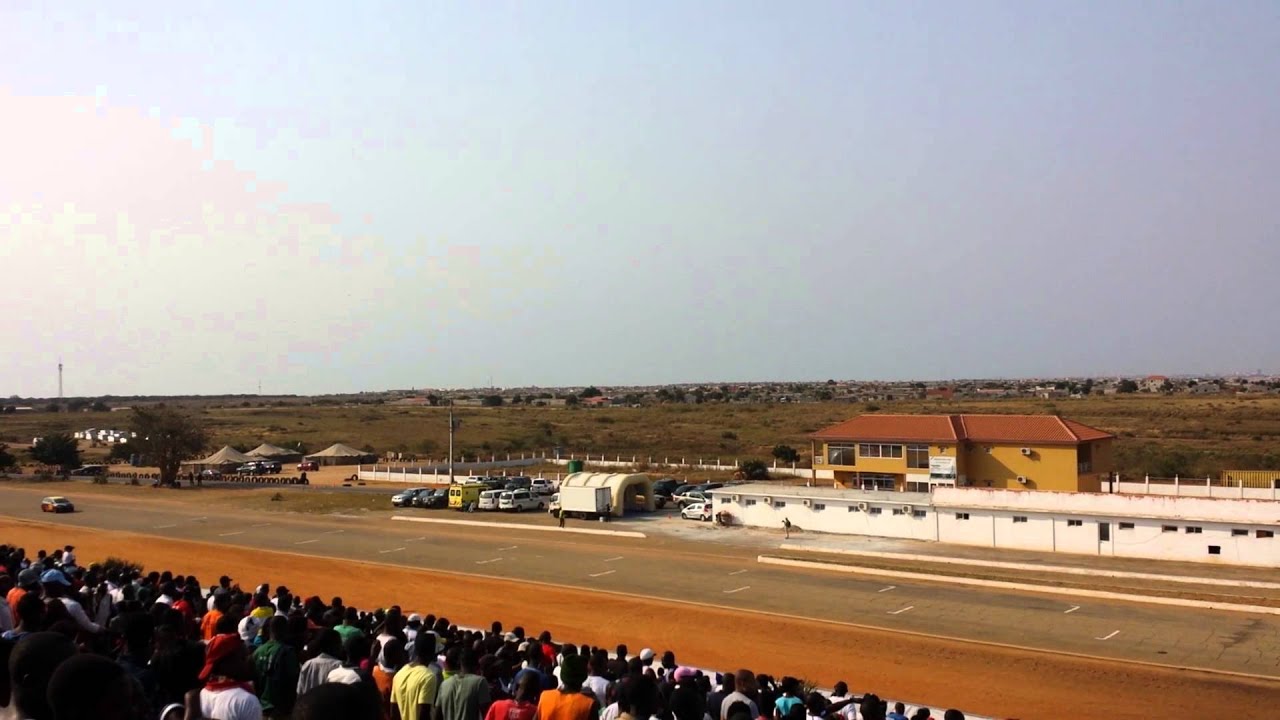 Autódromo de luanda - YouTube