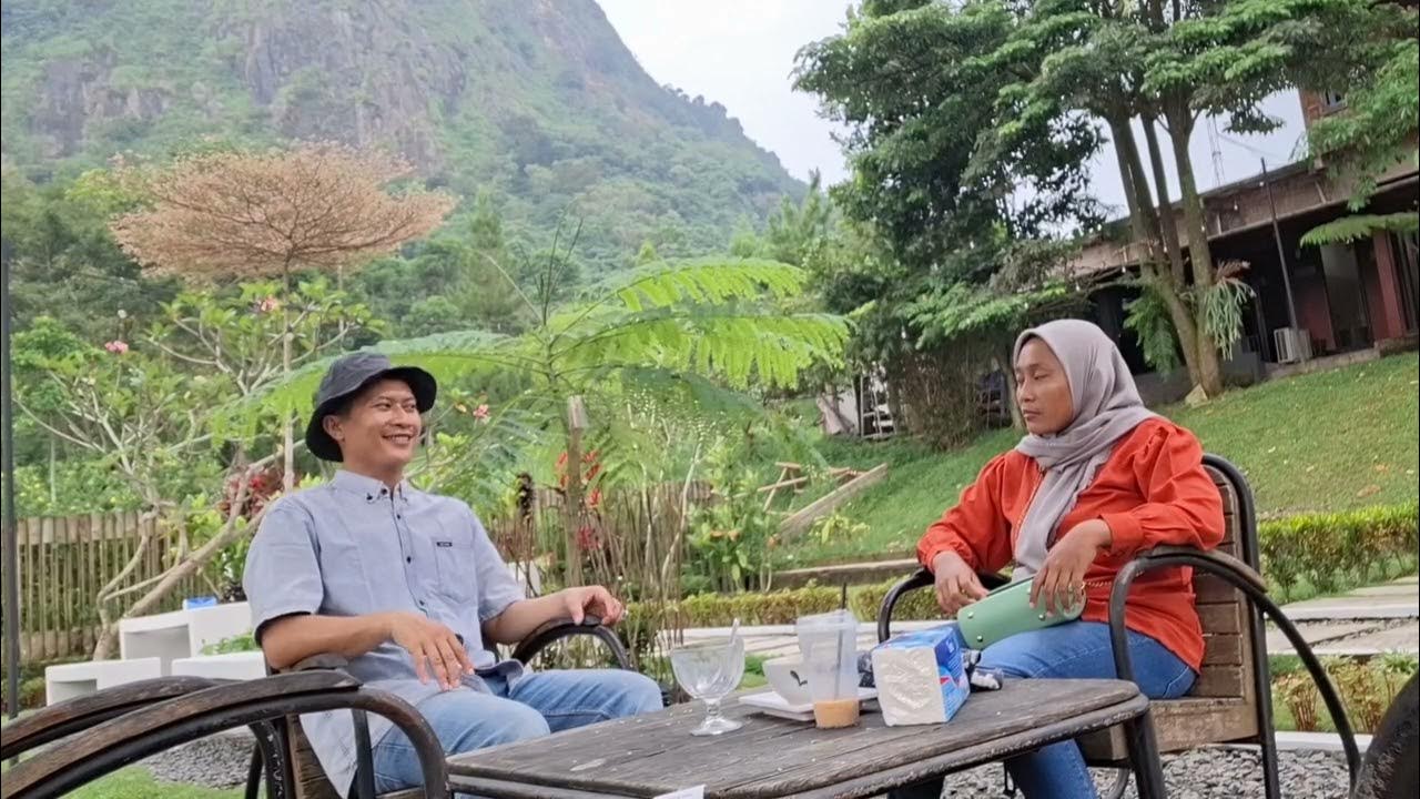 Resto dan caffe ki demang emang cocok untuk merencanakan mamsa depan deng view gunung batu - YouTube