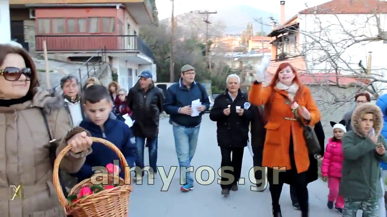 Μελωδικό σεργιάνι στα σοκάκια του Πτελεού πραγματοποίησε η χορωδία του ...
