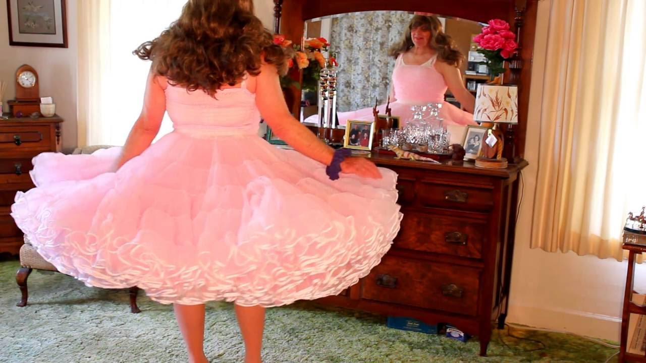 800 Yard Petticoat - YouTube