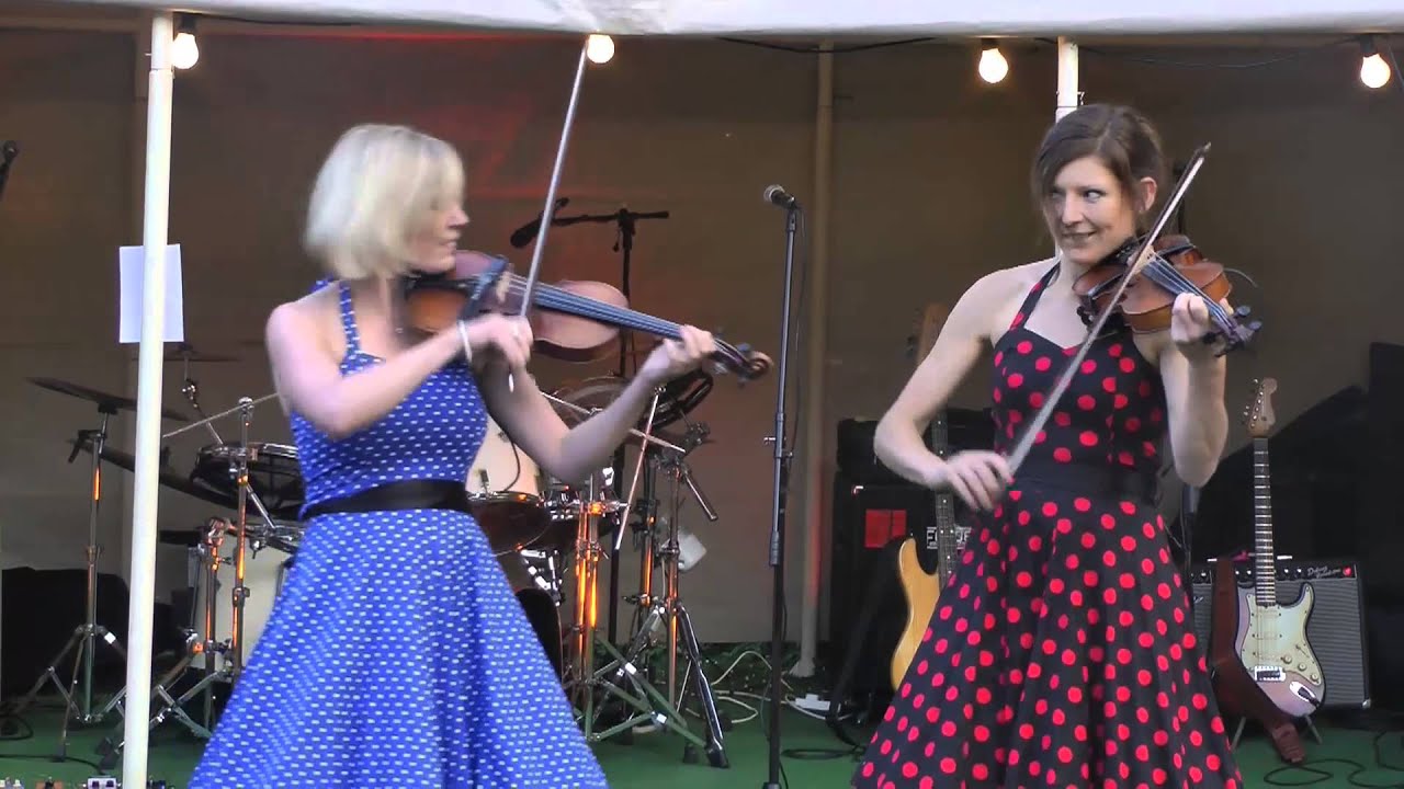 Elektra violin Duo - Hoedown - YouTube