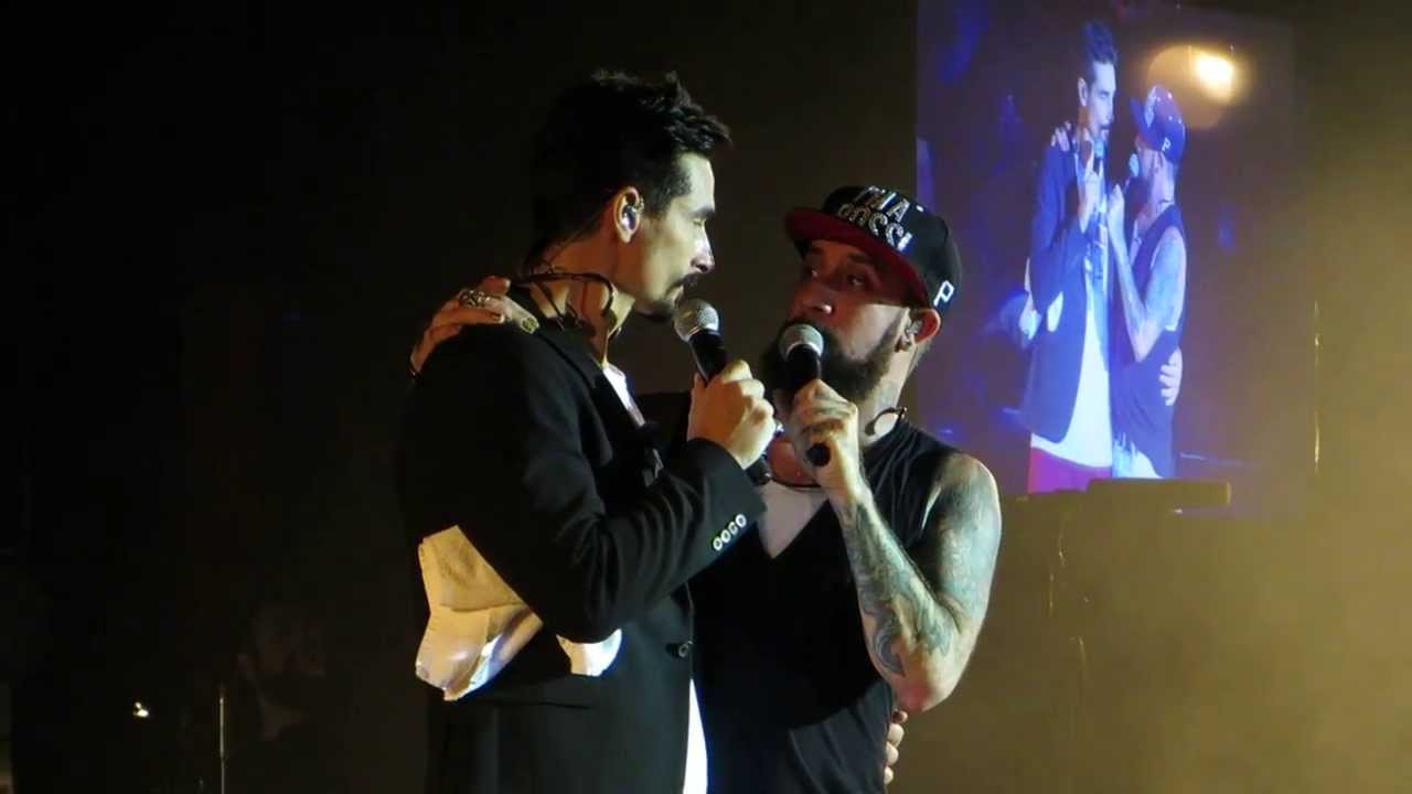 Backstreet Boys Cruise 2013 - Group B Concert - Kevin Talking - YouTube
