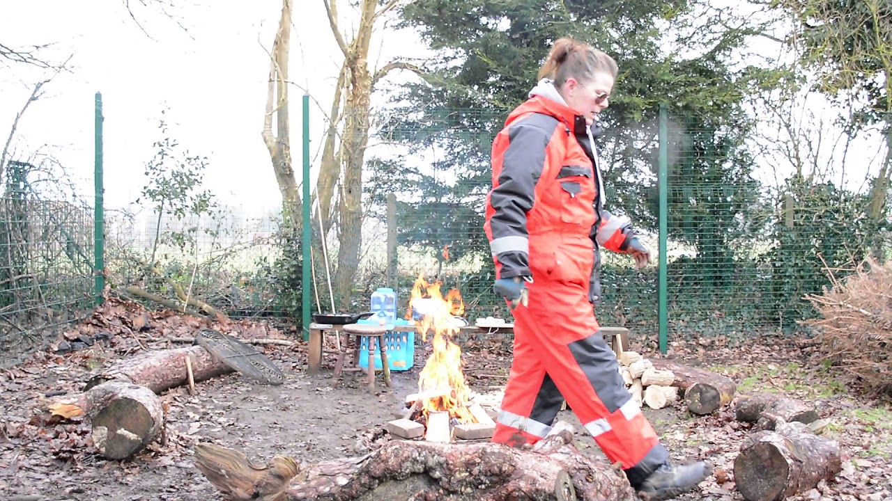 Methods of cooking on a permanent fire Part 1 - YouTube