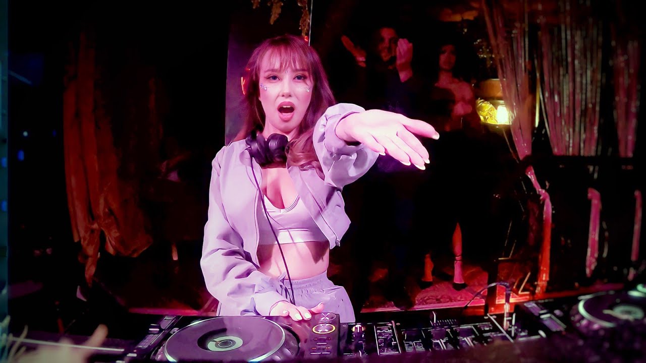 EVRIKA - Melodic Techno & Progressive House dj set / with playlist / dj ...
