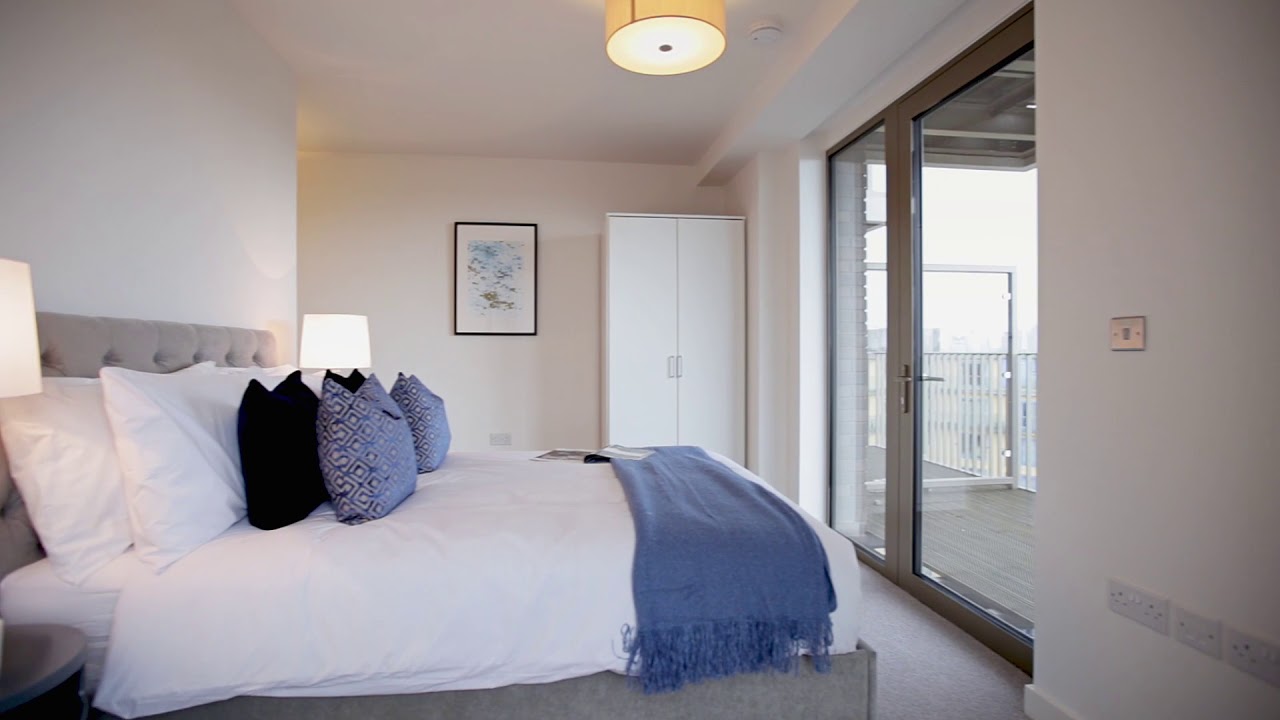 Beautiful home at Royal Docks West - London, E16 - YouTube
