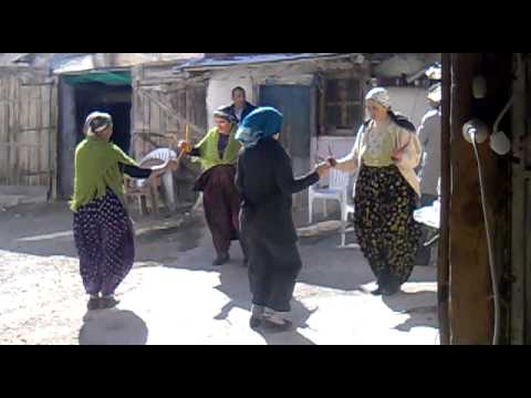 Büyük Karabağ Kasabası-kaşıkoyunu-hisarlı