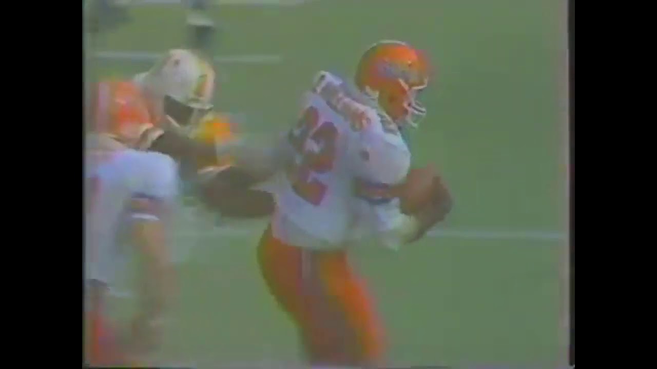 1984 Florida Gators at Tennessee Volunteers - Williams finishes off the ...