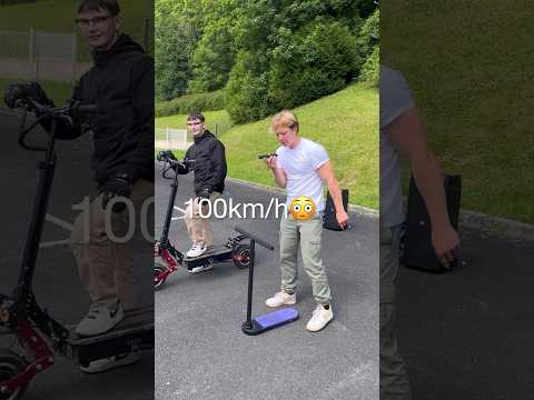 Trottinette sans roues VS trottinette électrique surpuissante 100km/h😳 #course #surpuissant