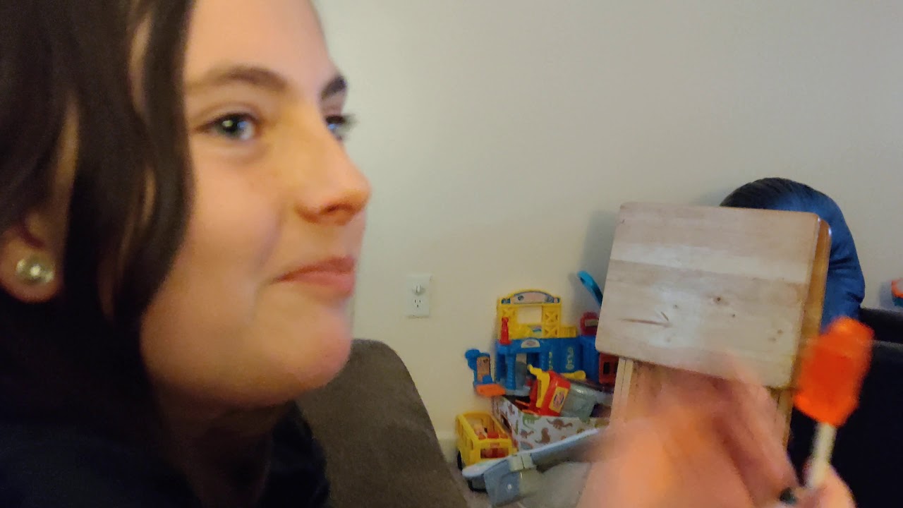 Emma eats a worm! - YouTube