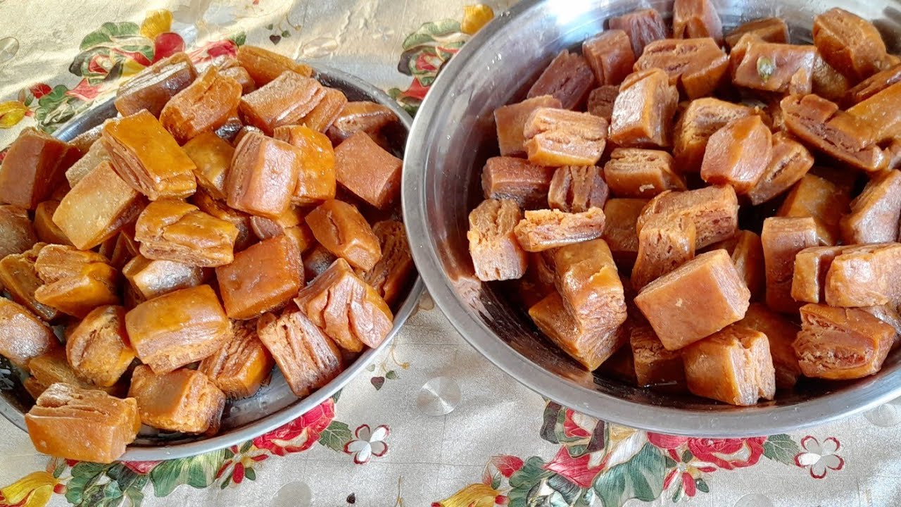 Gaja recipe||Gaja केसे बनाए ||सिर्फ मैदा से बनाए स्वादिष्ट मिठाई - YouTube