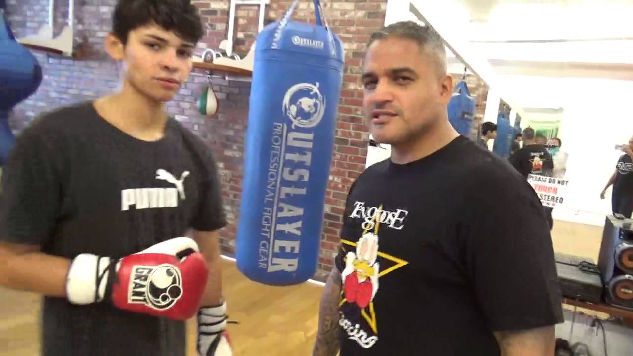 ryan garcia hard hitting boxing standout killing the heavybag EsNews ...