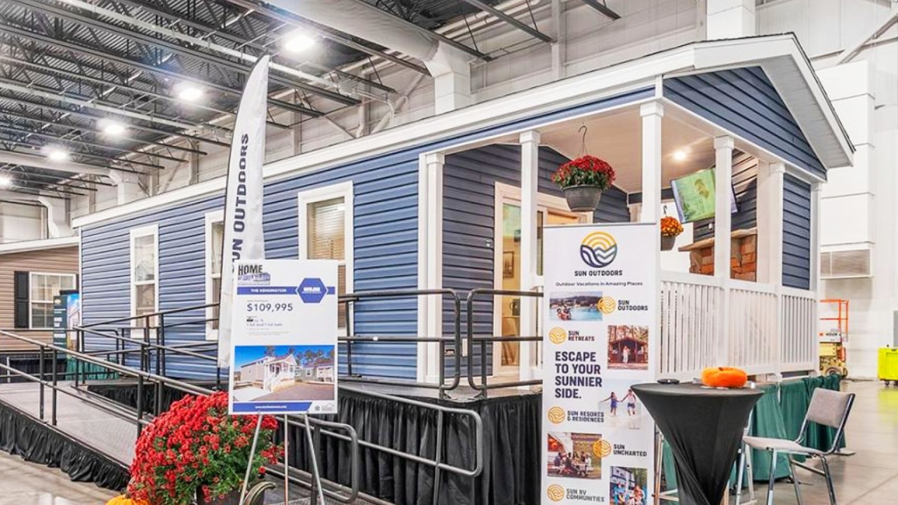 The Most Beautiful Shore Park Model from Skyline Homes - YouTube