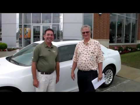 Dale Fellows takes delivery of his 2013 Chrysler 300 from Deacon's ...