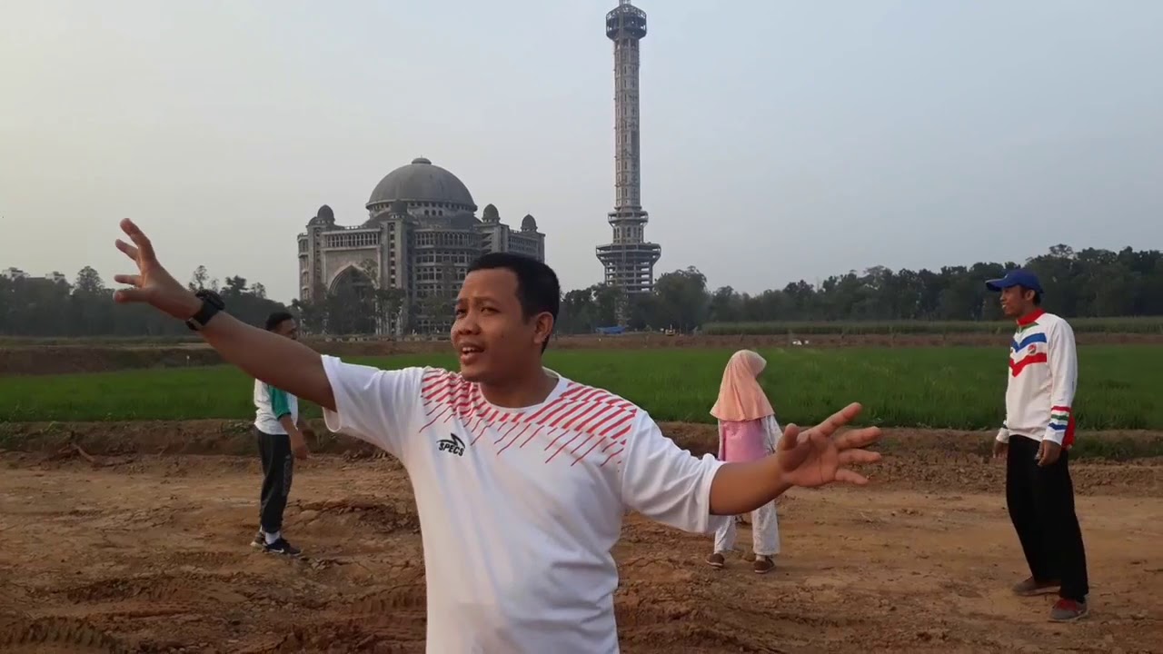 Have Fun and Sing a long in PUSTIR - YouTube