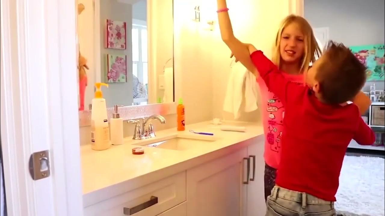 Sis Vs Bro Is Quitting Youtube Very Sad Karinaomg Ronaldomg Karina Kurzawa Youtube