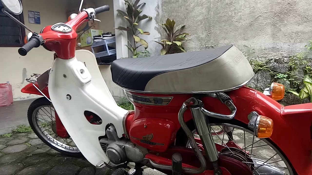 Cb70 - YouTube