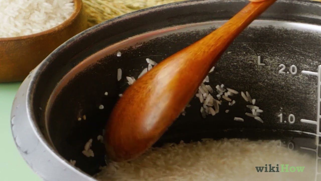 How to Cook Rice in a Rice Cooker - YouTube