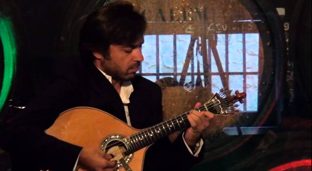 Fado in Porto - Caves Cálem - YouTube