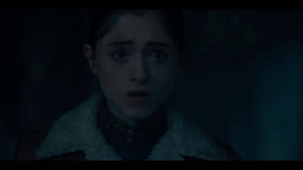 Stranger things - Nancy enters to the upside down world - Nancy entra ...
