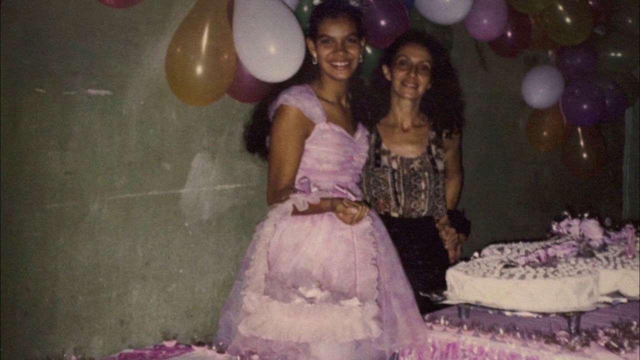 As Três Idades de Uma Mulher (2019) - Luan Monteiro de Lima - YouTube