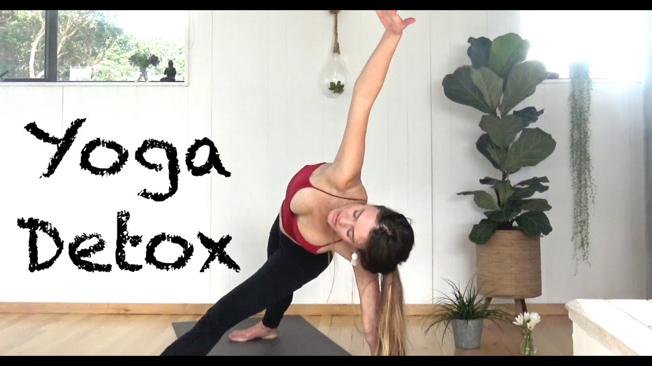 Yoga for Detox | Strong Vinyasa Flow | 15 min - YouTube