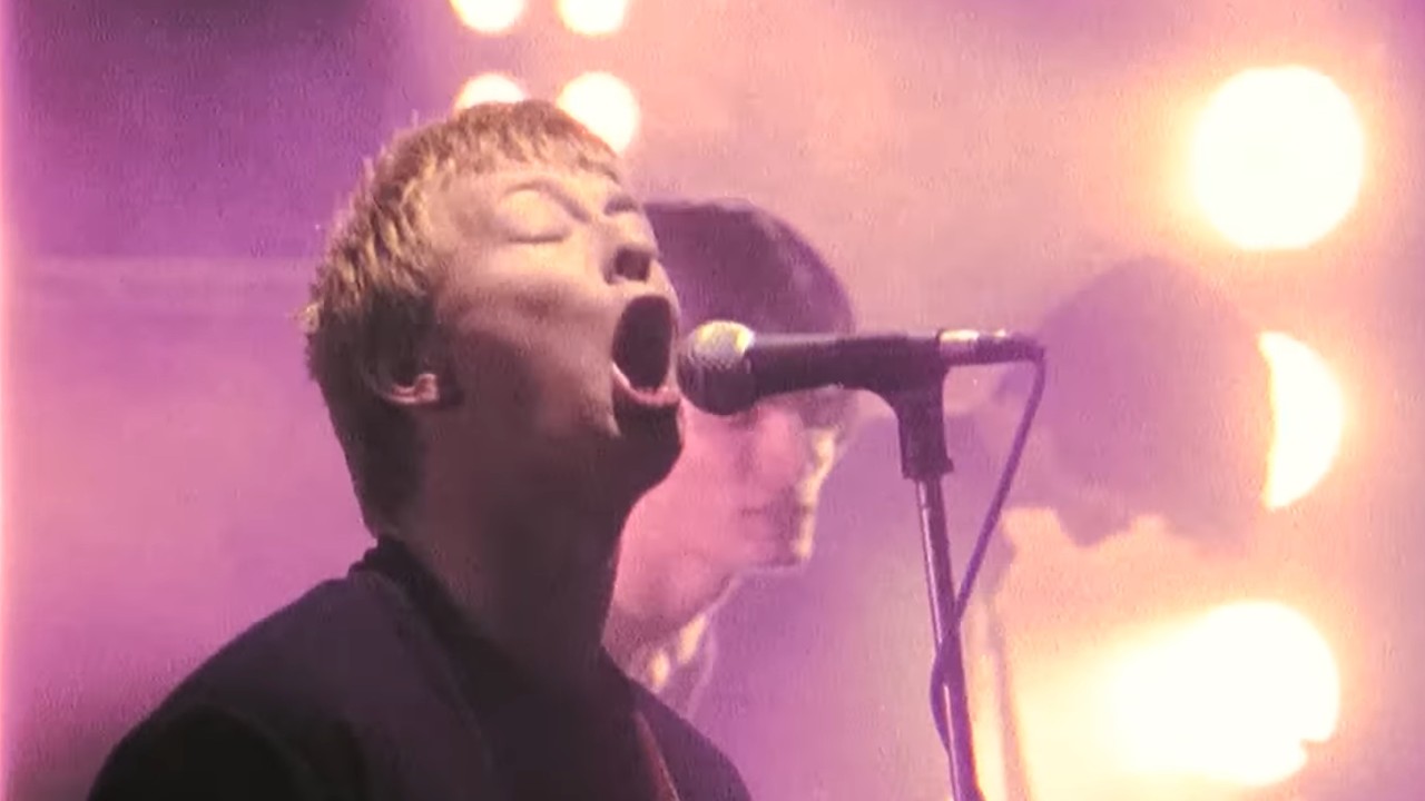Radiohead’s ‘Creep’: The Song They Hated That Made Them Famous - YouTube