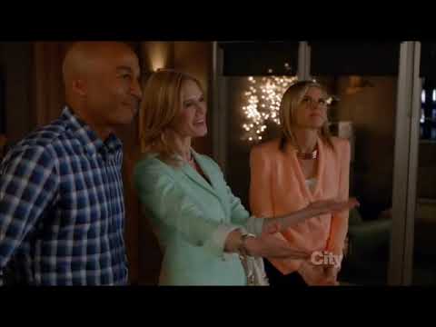 Happy Endings - White people be crazy