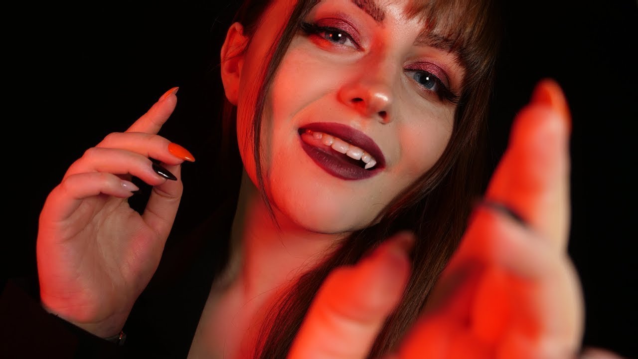 ASMR Let me Hypnotise you~ Vampire Roleplay~ Close Up Personal ...