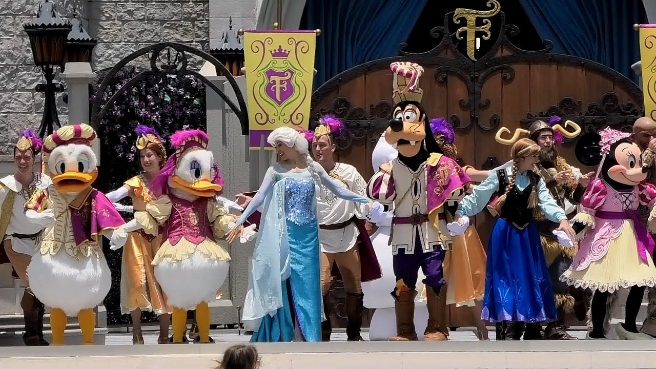 Mickey's Royal Friendship Faire (Full Show) - YouTube