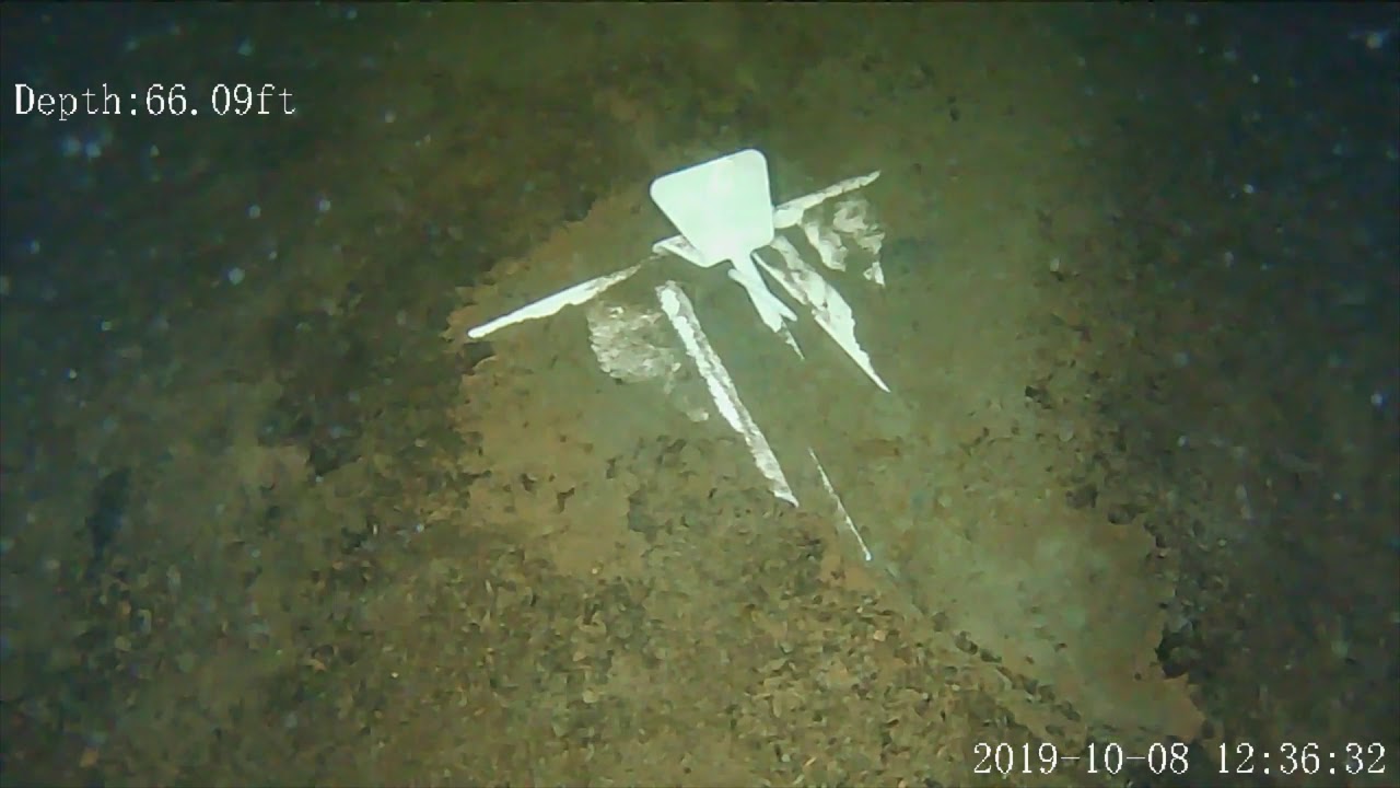 MUSKOKA anchor 66 feet deep at lake bottom - YouTube