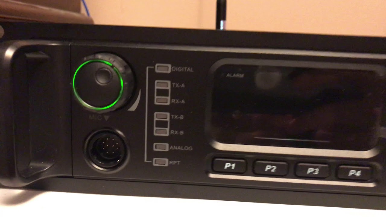 Hytera RD985 Mixed Mode Light Flicker - YouTube