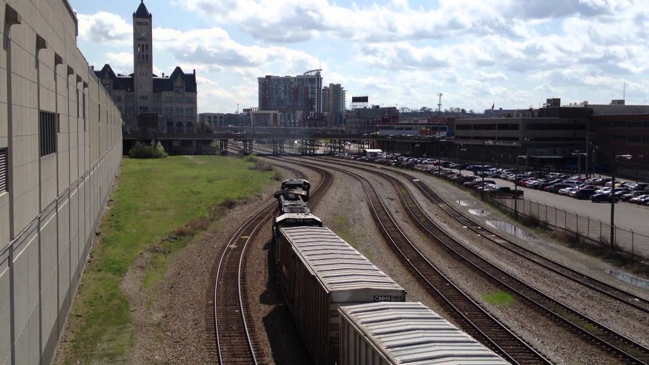 Trains in Nashville - YouTube