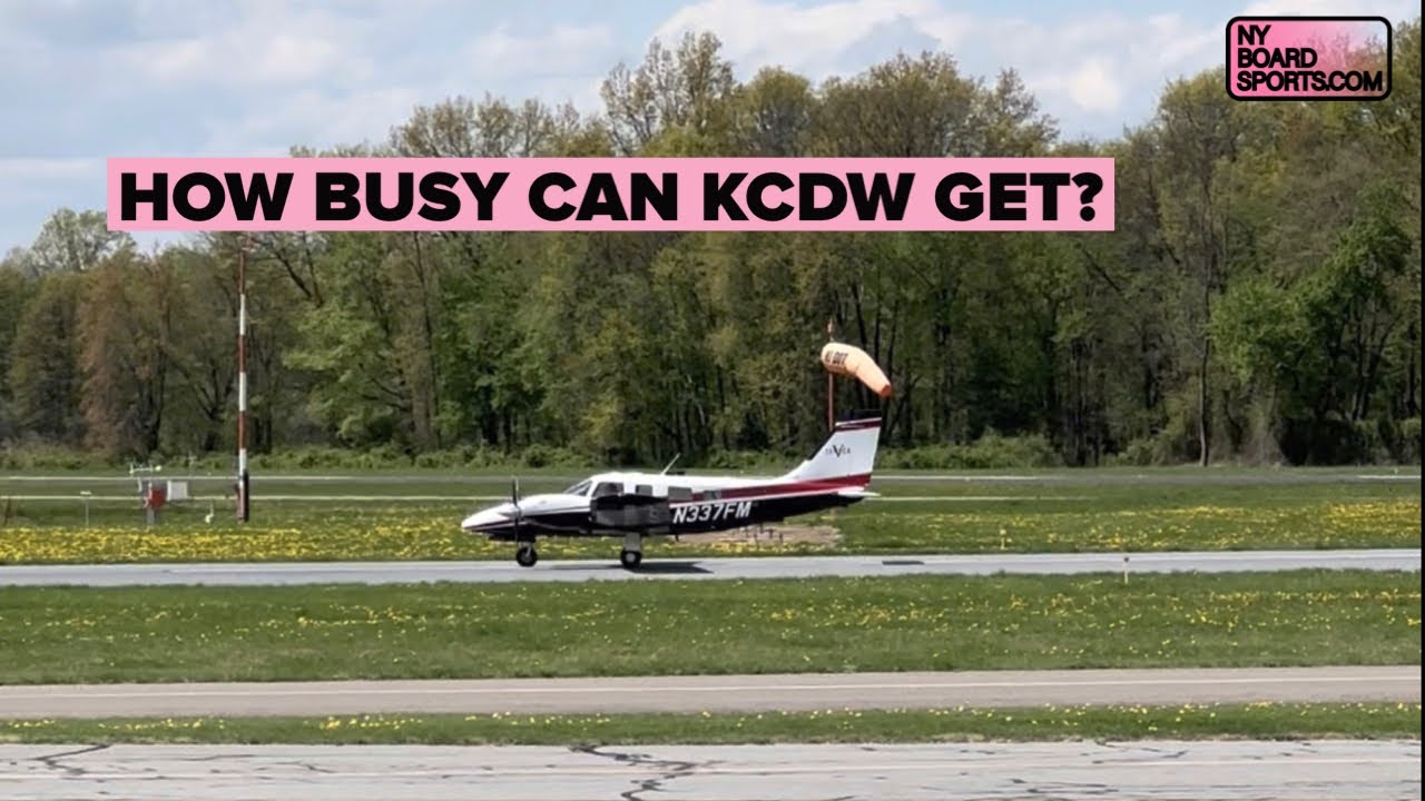 Plane Spotting: How busy does KCDW get on weekends? Jets, multi-engines ...