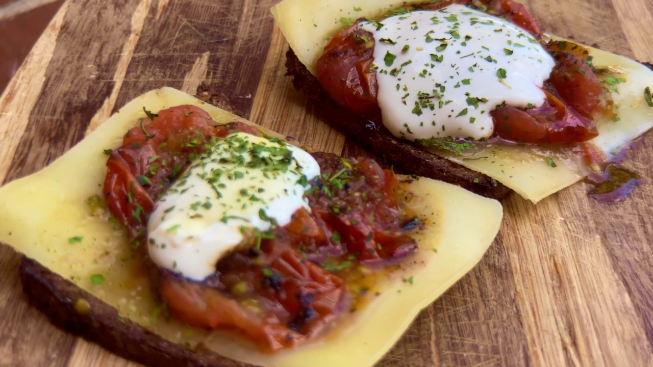 Rye Bread with Tomato and Cheese - YouTube