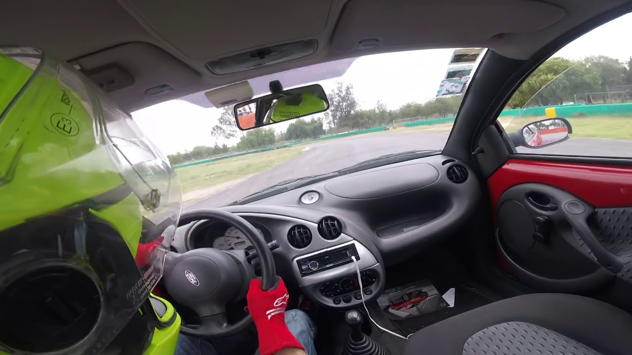 Ford Ka 2007 onboard track day - YouTube
