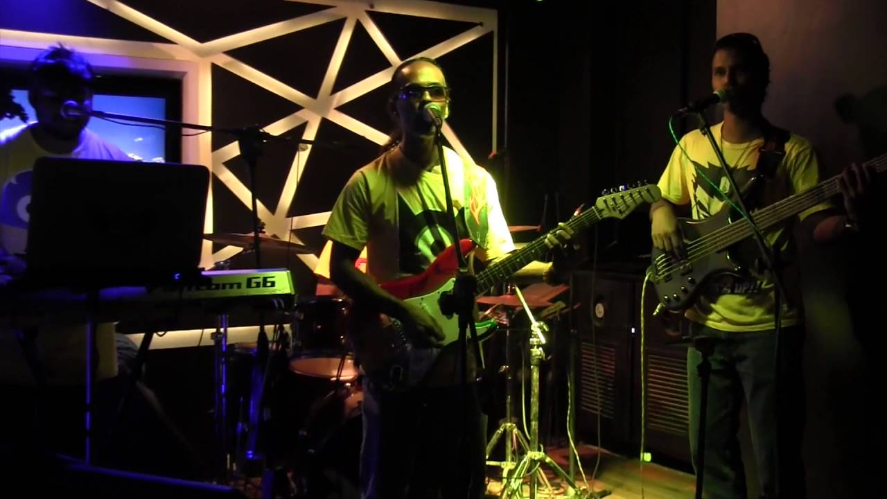 Goan Band " Double R " - Red Dress - YouTube