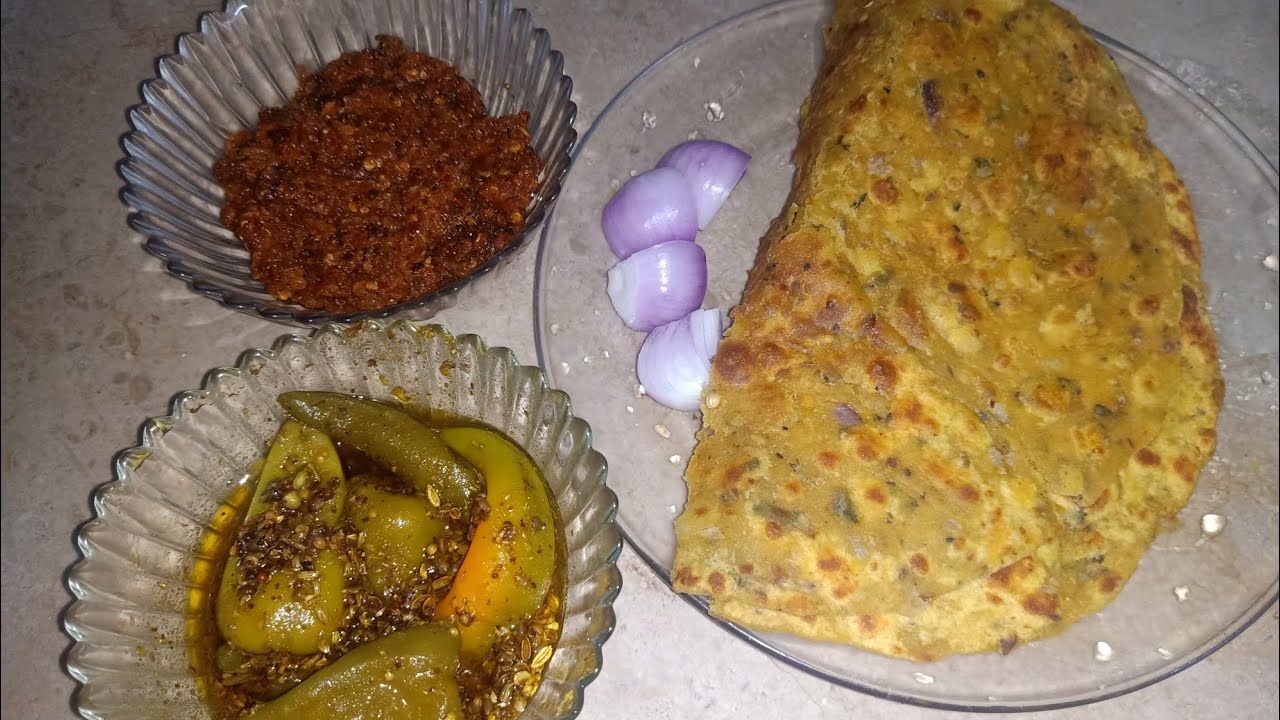 Besan ka masale wala paratha Jise Thepla bhi Kaha jata hai## - YouTube