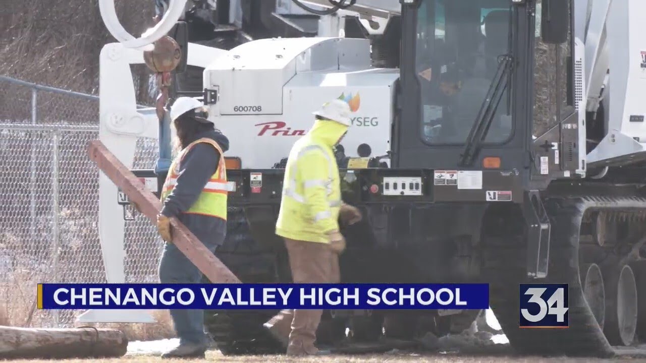 NYSEG builds Osprey bird boxes with help from CV students - YouTube