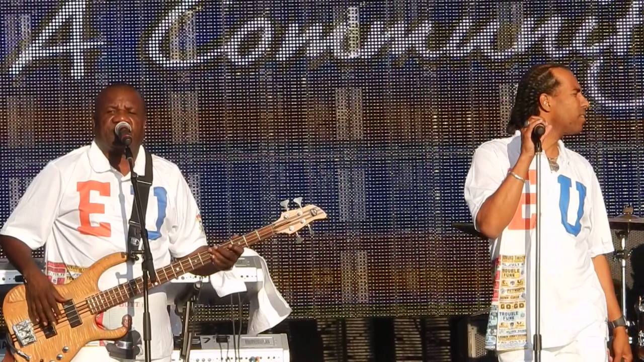 The EU (Experience Unlimited) Band - Wind Me Up Chuck / Family Affair ...