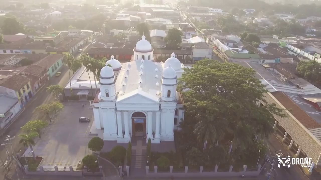 Recorrido Drone Catedral de Sonsonate - YouTube