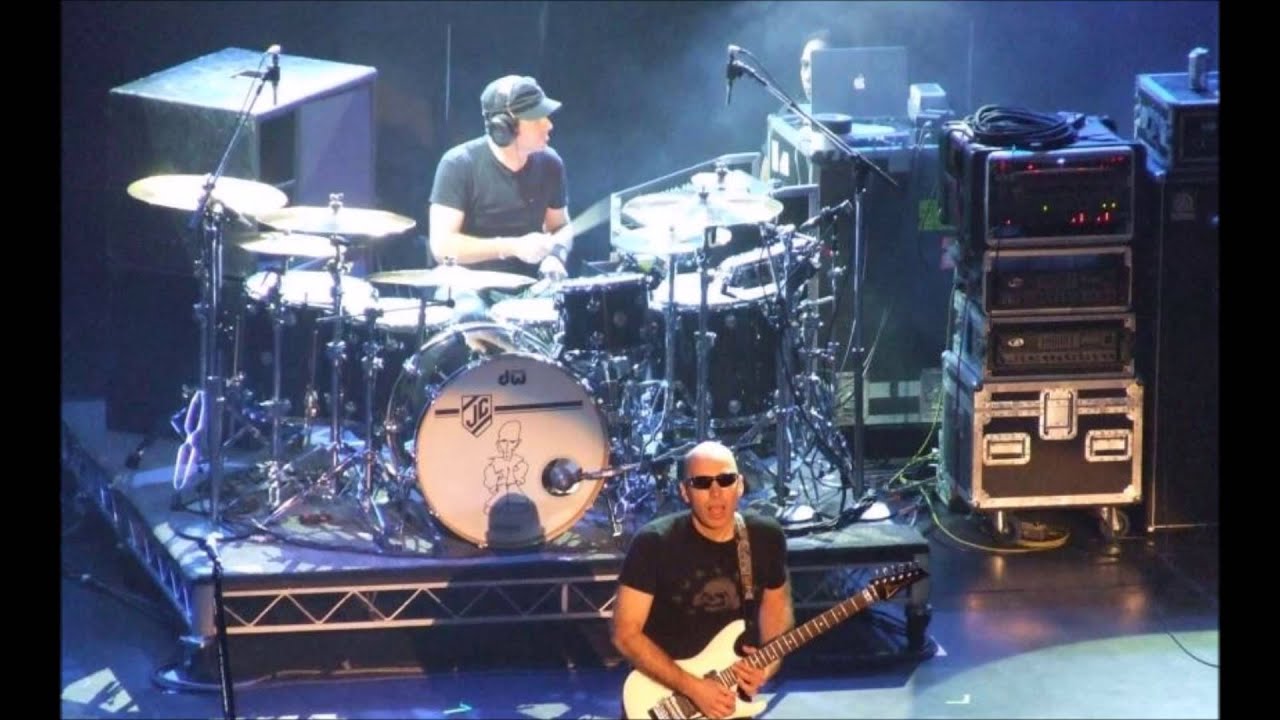 Joe Satriani - Satch Boogie (Drum Track) ISOLATED! - YouTube