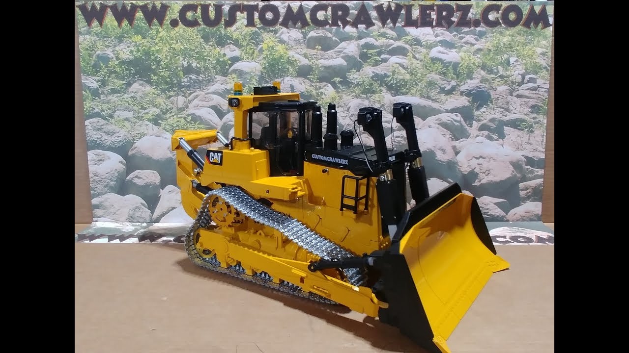 D11 Drive Servo Installation - YouTube