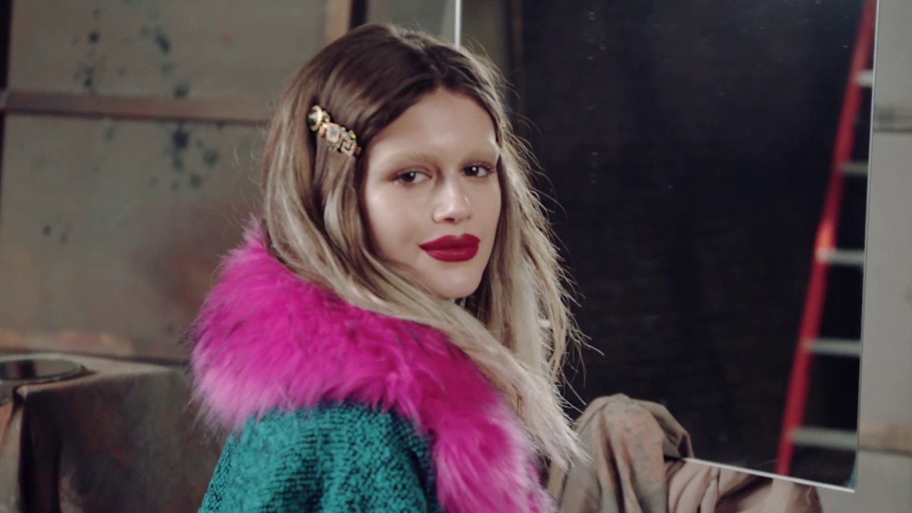 Versace Fall Winter 2019 | Advertising Campaign Backstage - YouTube