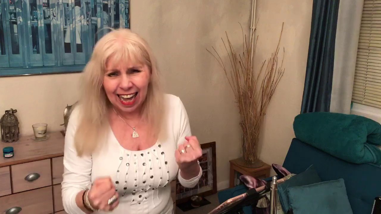 Jenny Darren rehearses "Total eclipse of the Heart" at home. - YouTube