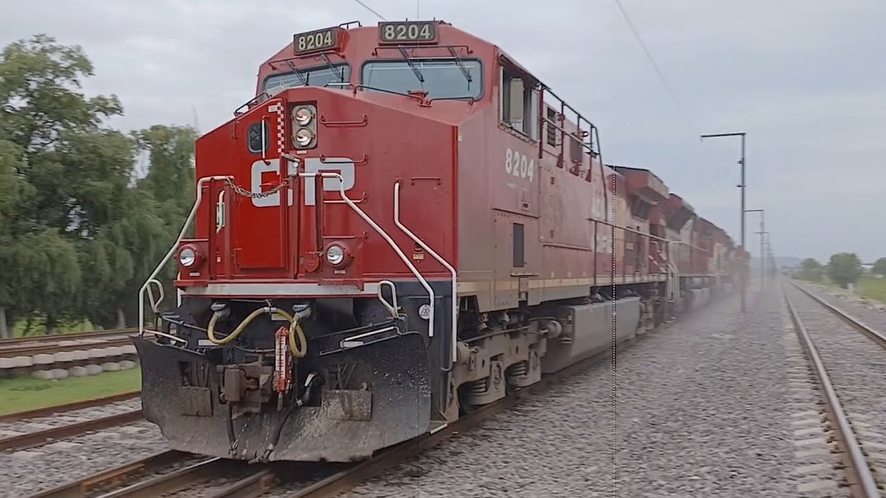 A VELOCIDAD 🤯Q596-09 KCS 4796 CP 8863 KCS 4149 CP 7045 CP 8204 (hice mucho zoom) #cpkc #train ...